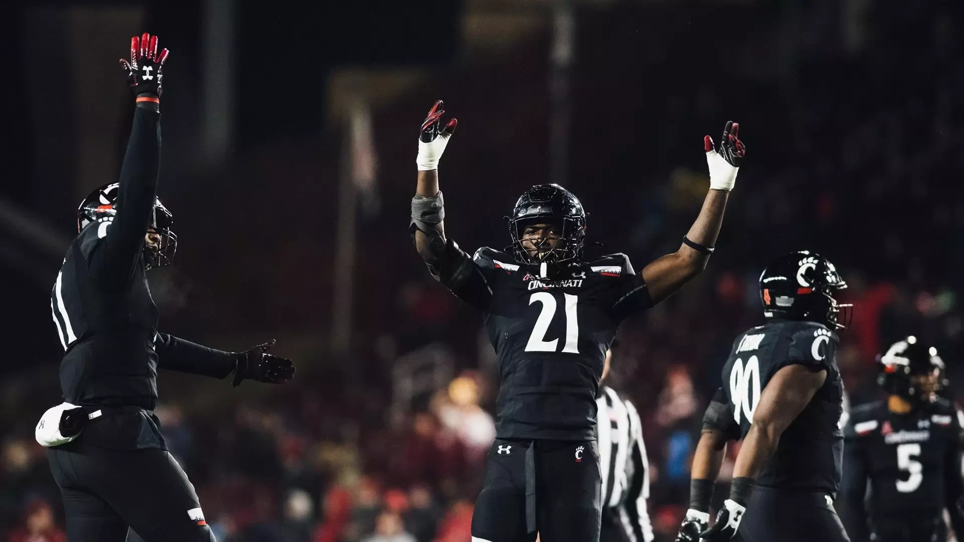 No. 17 Cincinnati Beats Temple 15-13 For AAC East Crown - University of ...