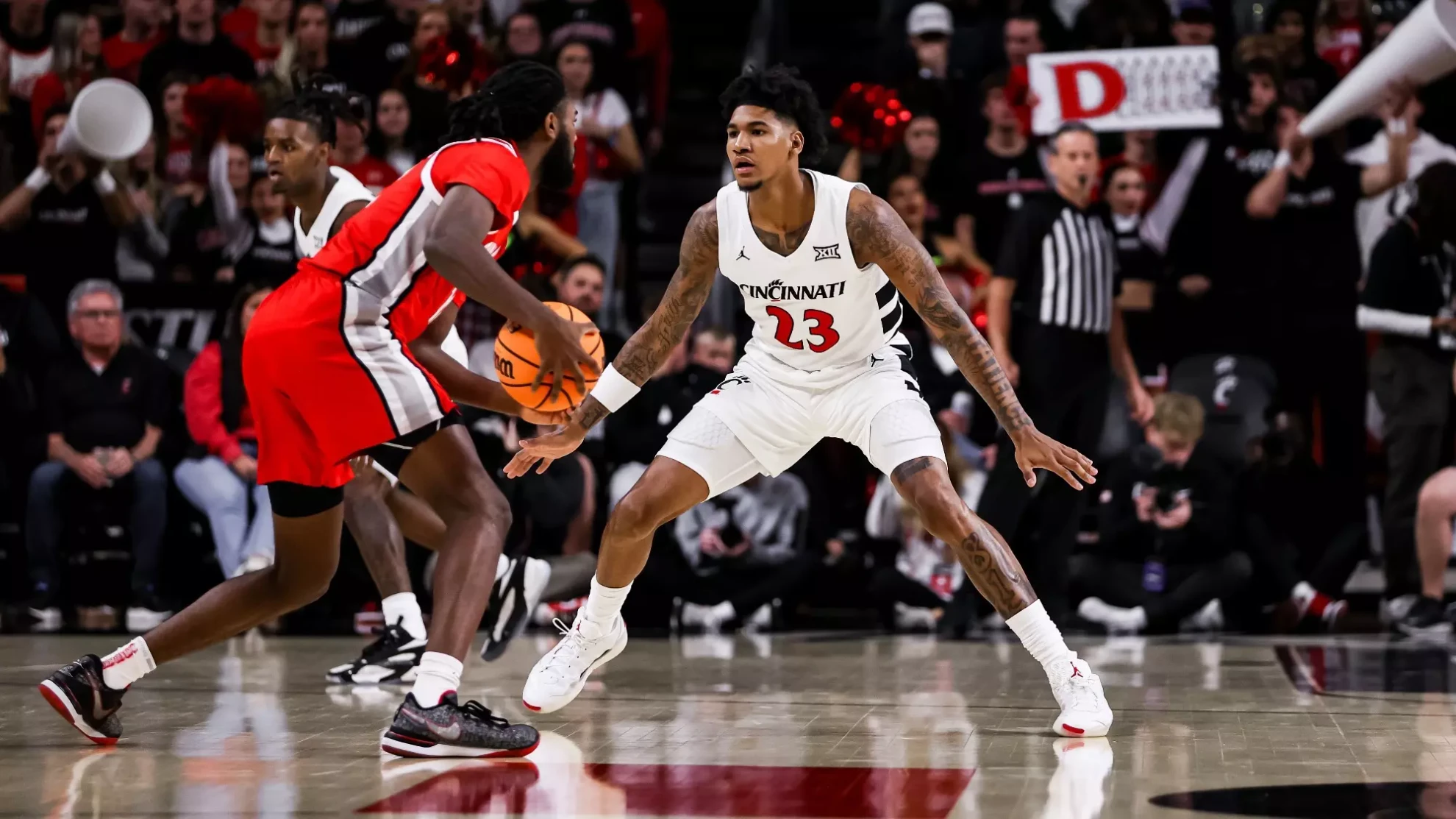 Cincinnati Defeats Ohio State, 80-62, in Charity Exhibition Game ...