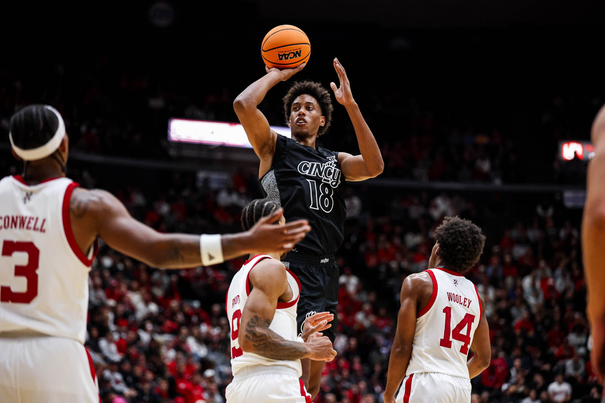 Cincinnati Falls to No. 6 Louisville at Hoops Classic - University of ...