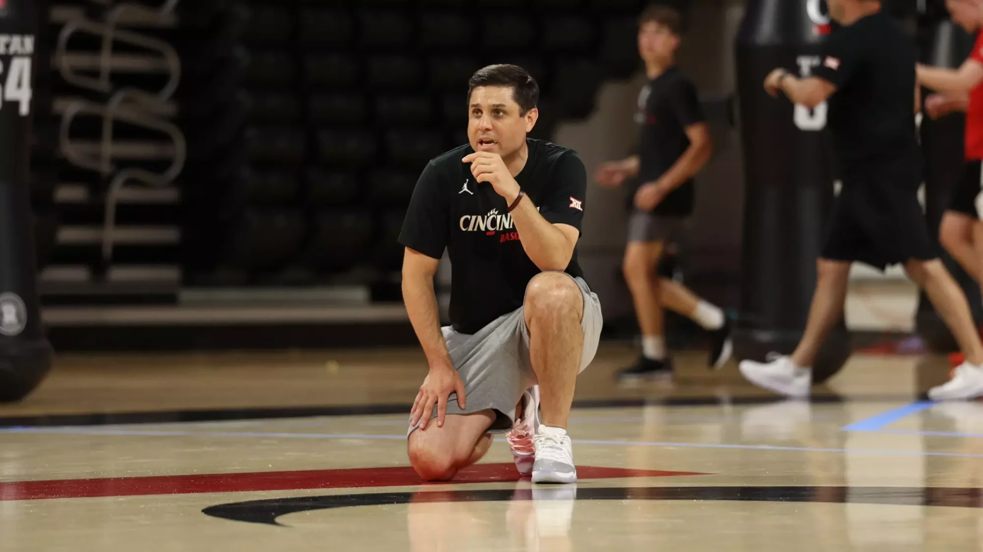 Men's Basketball Unveils New Staff Structure - University of Cincinnati ...
