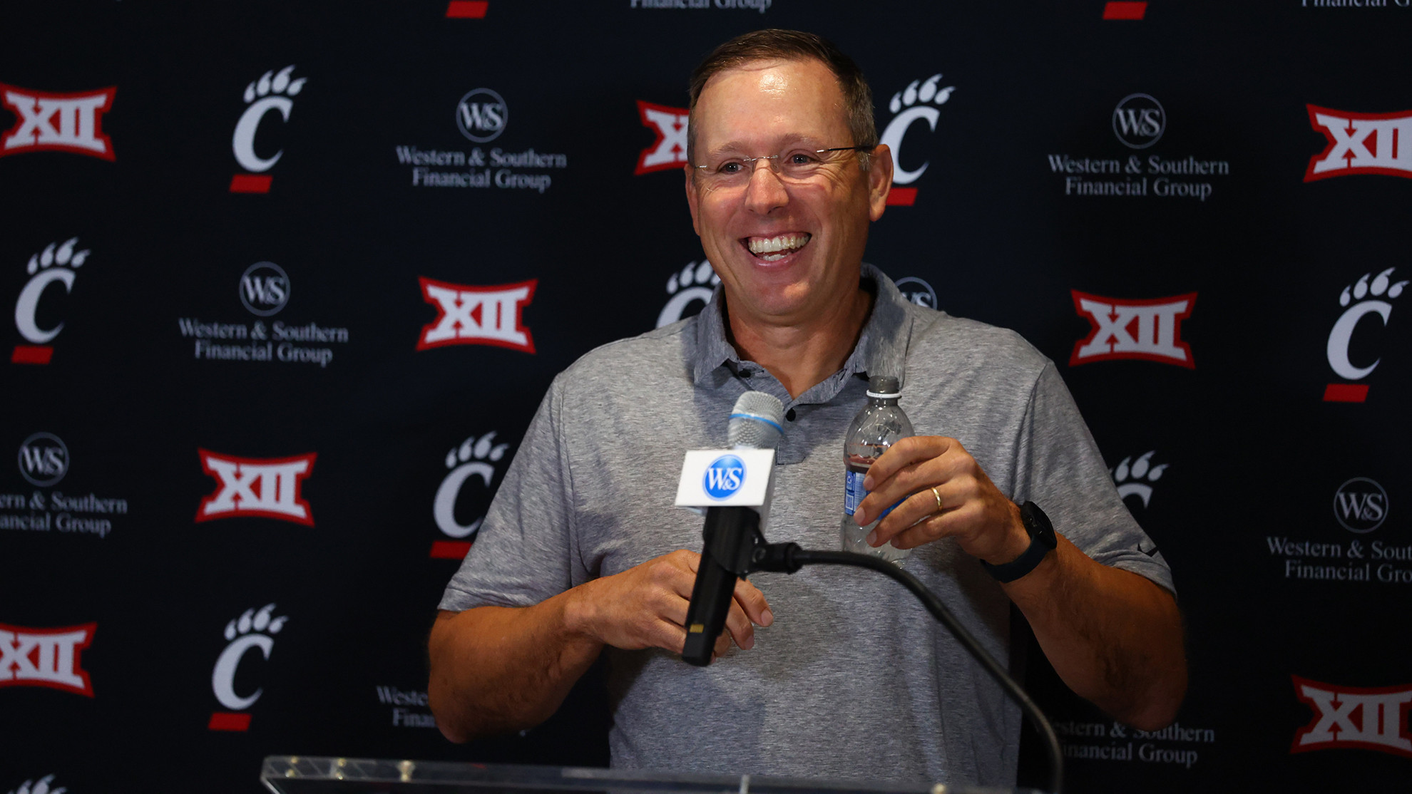 WATCH: Head Coach Scott Satterfield, Players Preview Iowa State ...