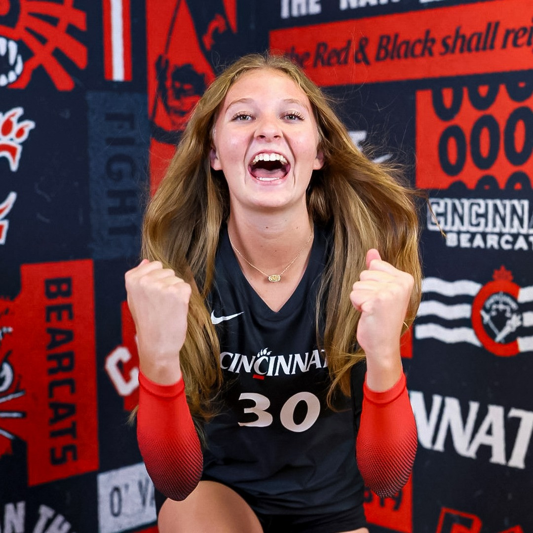 Lily Rolfes - 2026 Women's Volleyball Roster - University of Cincinnati ...