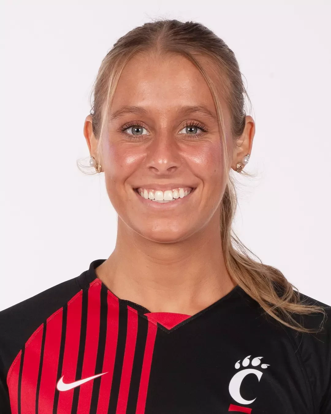 Ellie Flower - 2023 Women's Soccer Roster - University of Cincinnati ...