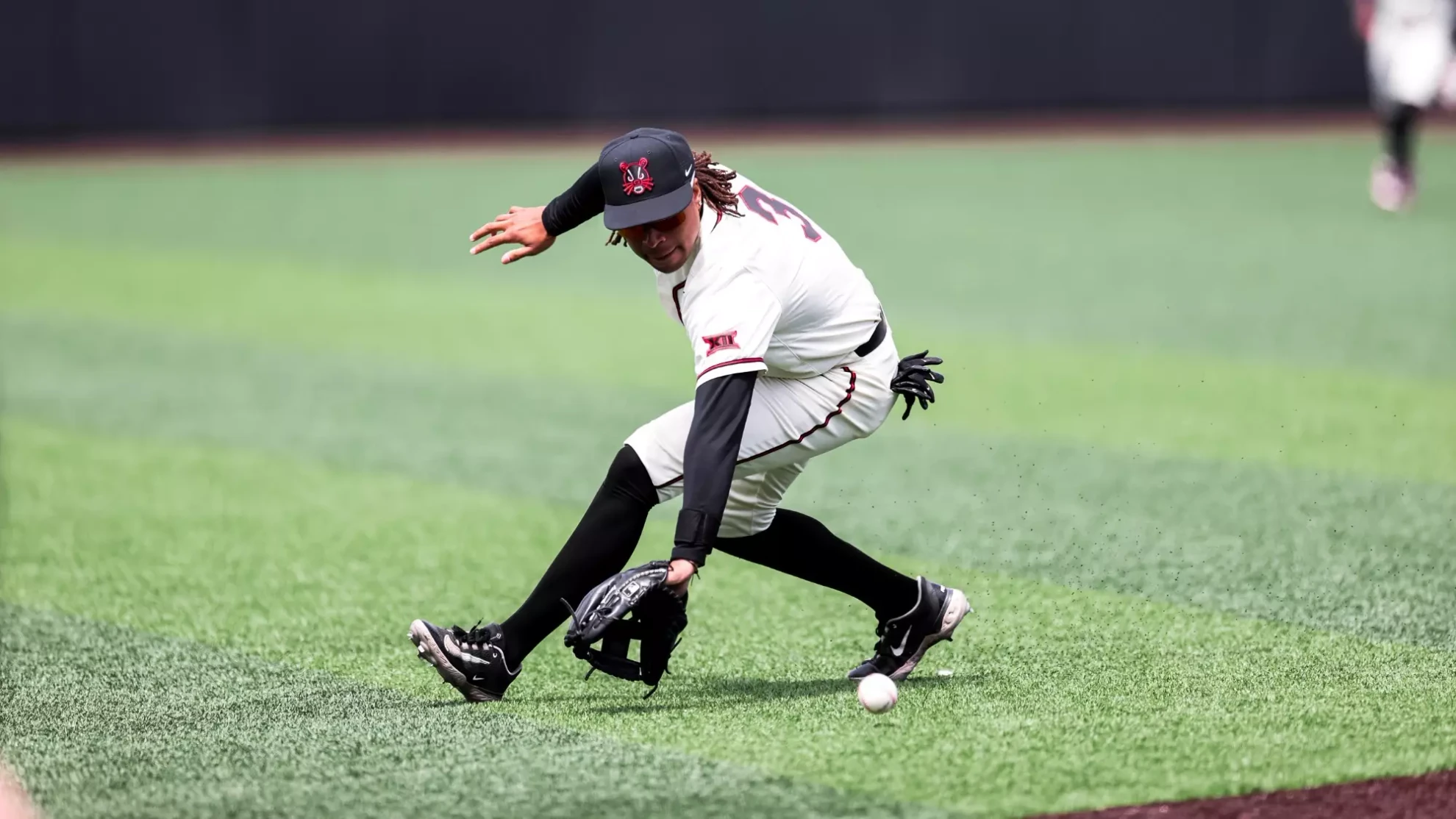 Christian Mitchelle Named to John Olerud Two-Way Player of the Year ...