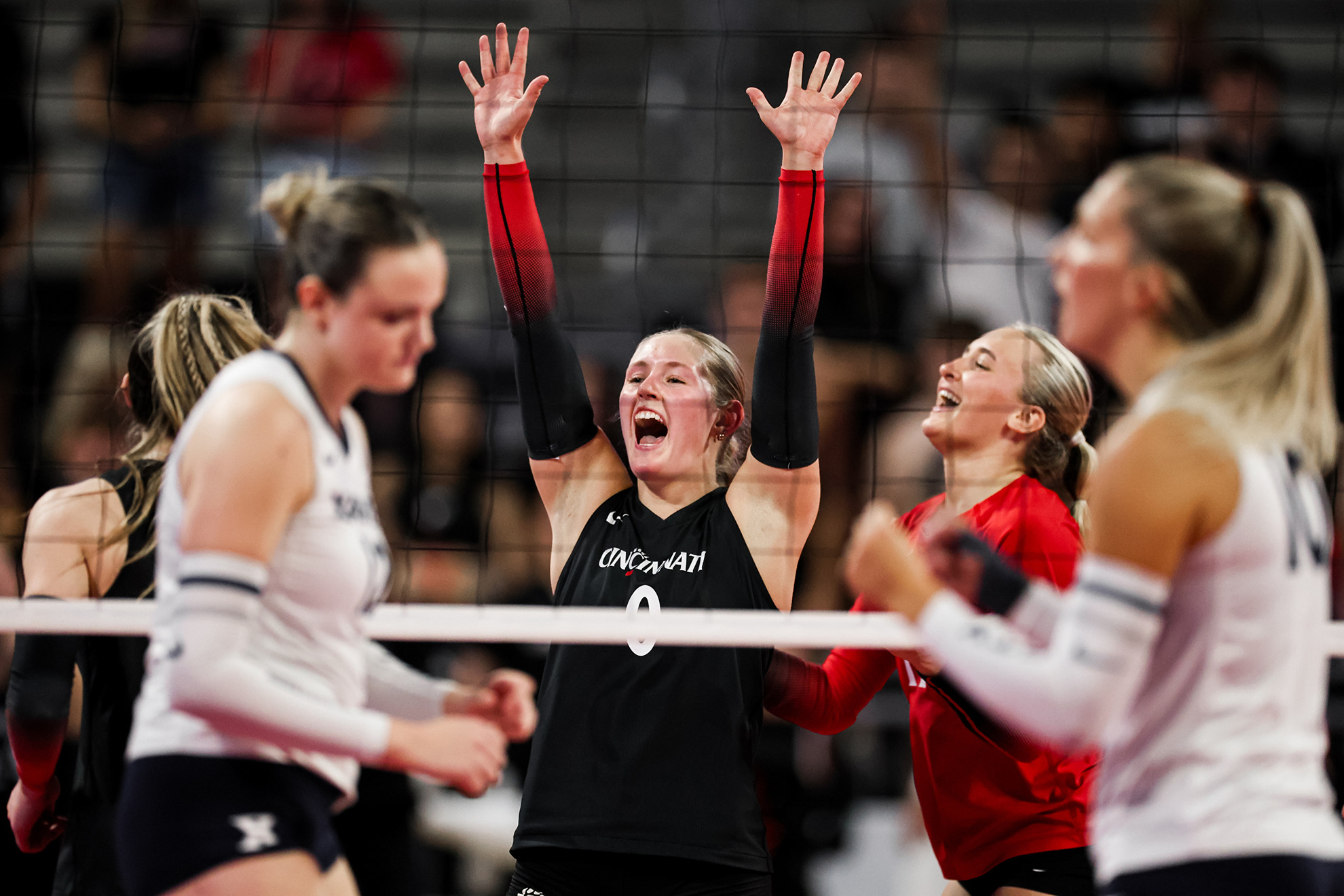 Cincinnati Sweeps Xavier, Extends Win Streak to Four - University of ...