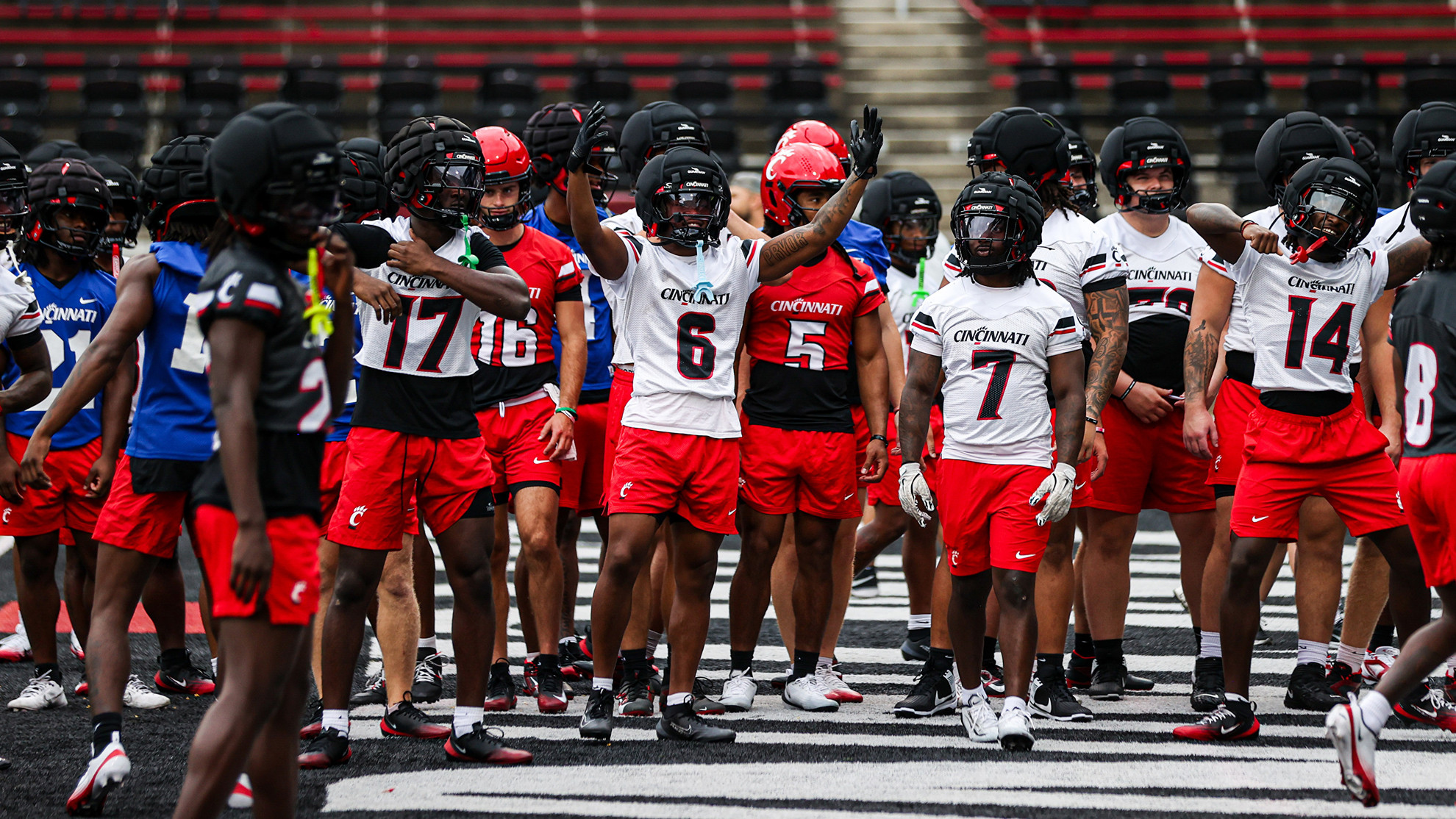 Cincinnati Prepped for Season-Opening Battle vs. Nebraska in Kansas ...