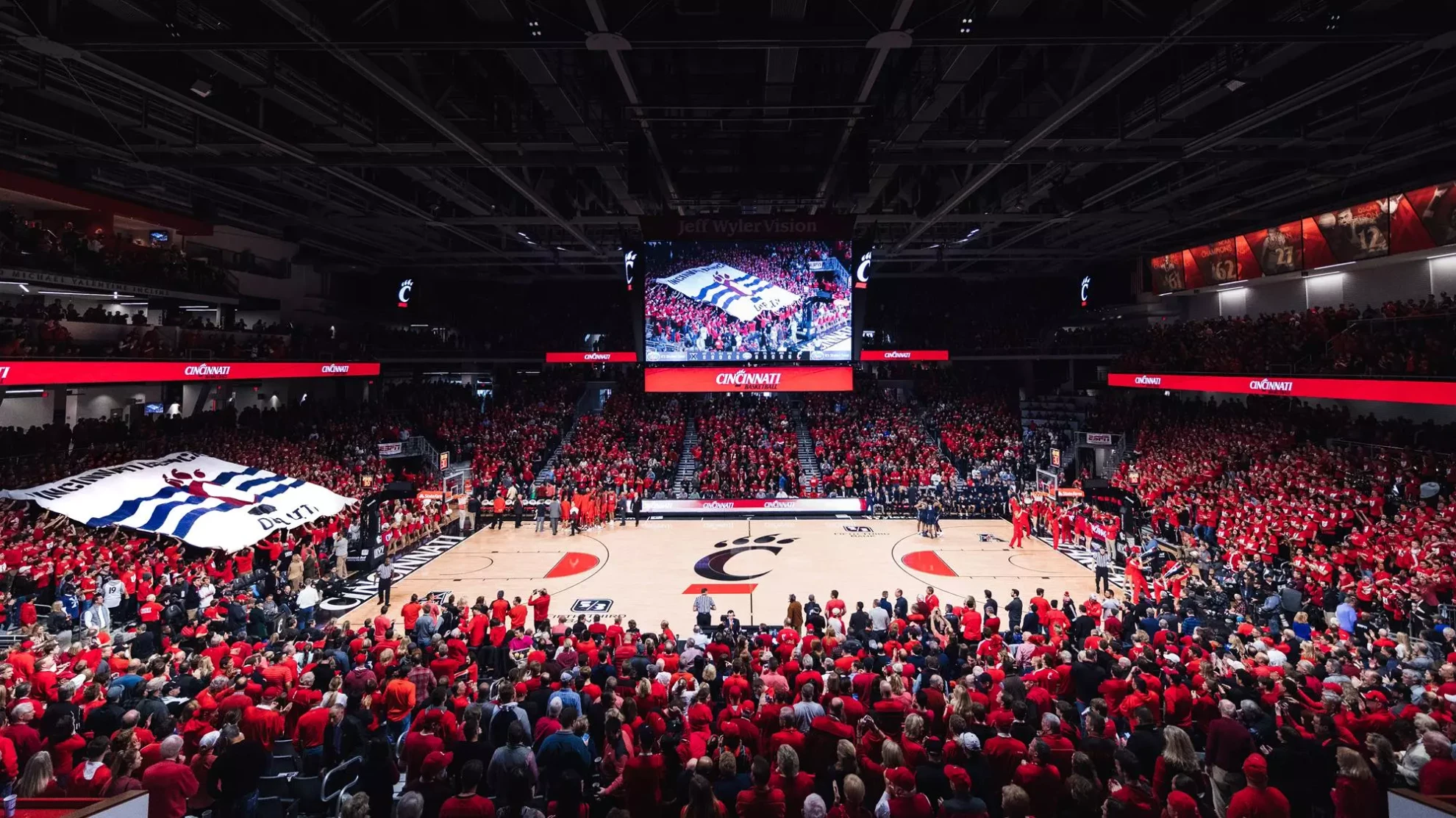 Jaevin Cumberland and Jaume Sorolla Sign with Cincinnati - University ...